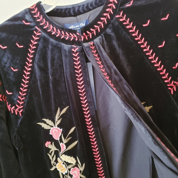 Anna Cai | Tops | Anna Cai Black Velour Floral Jacket | Poshmark